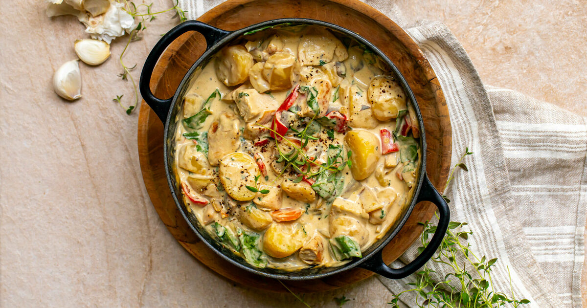 Kremet kyllinggryte | Skikkelig Digg Mat