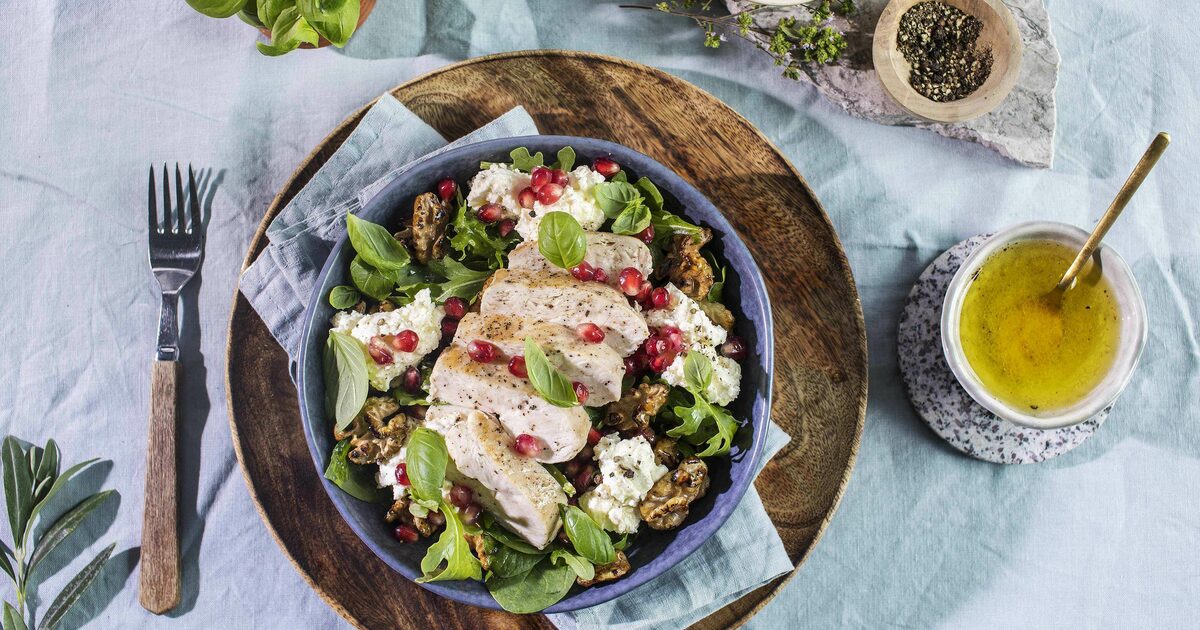 Stekt kylling med spinat og fetaostkrem | Skikkelig Digg Mat